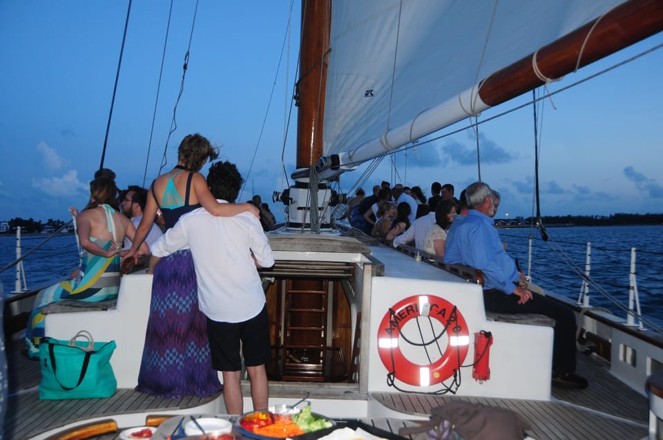 Key West: Live Christmas Holiday Music Cruise with Hot Cocoa - An In-Depth Look at the Christmas Cruise Experience
