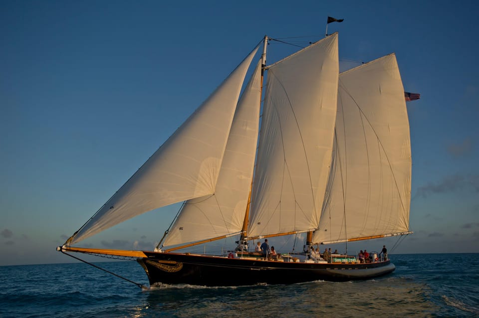 Key West: Live Christmas Holiday Music Cruise with Hot Cocoa - FAQ