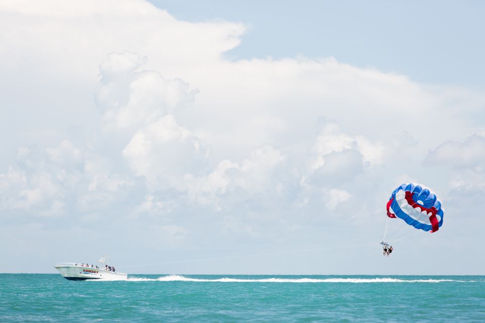 Key West Parasailing at Smathers Beach - What to Expect from Your Parasailing Experience