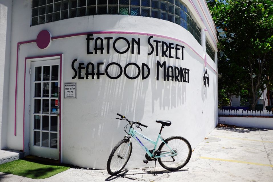 Key West: Seafood and Seaport Walking Tour with 5 Tastings - The Social and Educational Experience