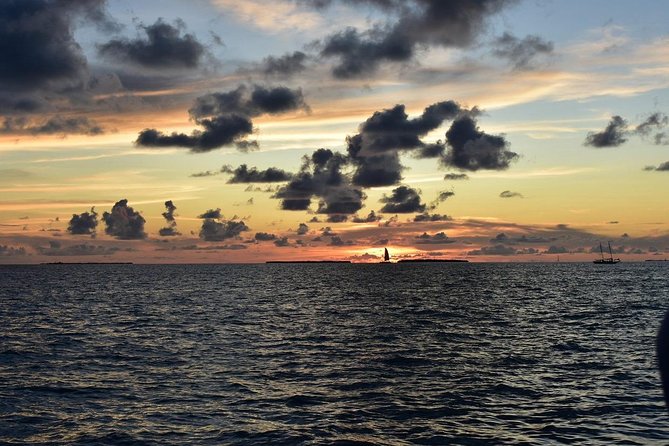 Key West Small-Group Sunset Sail with Wine and Hors d'oeuvres - Practical Details and Tips