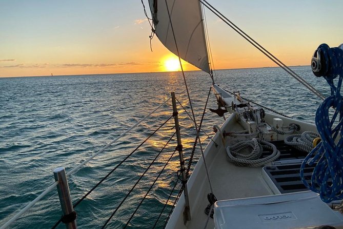 Key West Small-Group Sunset Sail with Wine and Hors d'oeuvres - The Sum Up