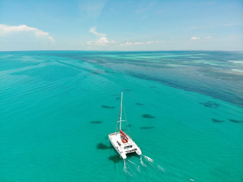 Key West: Sunset Sailing Trip with Open Bar, Food and Music - Key Points