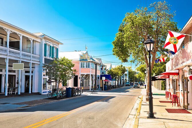 Key West Walking Tour with Glass Bottom Boat Cruise - Key Points