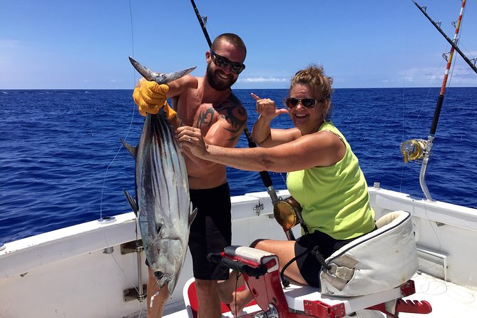 Kona Hawaii Fishing/Snorkel Large Group Private Charter on OE II - What to Expect from This Kona Fishing and Snorkel Charter