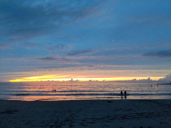 Kona-Kohala Coast Sunset Sail by Catamaran - FAQ