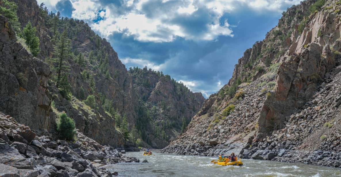 Kremmling: Upper Colorado Half-Day Guided Float - Transportation and Group Size