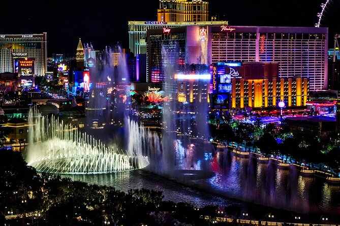 LA: Vegas, Grand Canyon, Antelope and Bryce, Zion 4-Day Tour - A Journey Through Iconic Landscapes
