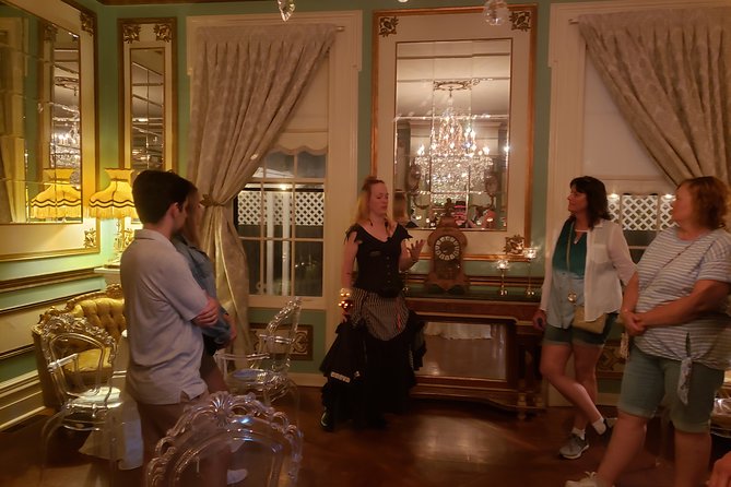 Lake Geneva Ghost Walk - Discover the Haunted Charm of Lake Geneva with the Ghost Walk