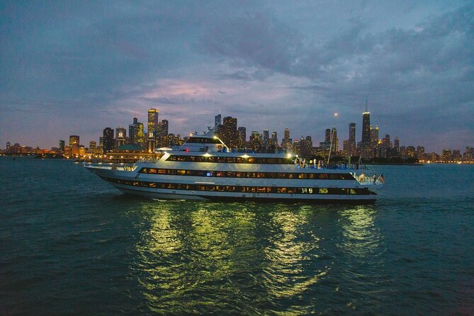 Lake Michigan 21+ July Fireworks Buffet Dinner Cruise - Authentic Insights from Reviews