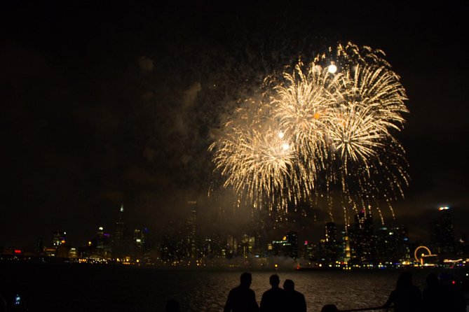 Lake Michigan Fireworks Cruise in Chicago - Frequently Asked Questions  