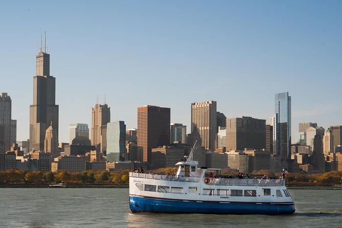 Lake Michigan Skyline Cruise in Chicago - Lake Michigan Skyline Cruise in Chicago: A Detailed Look