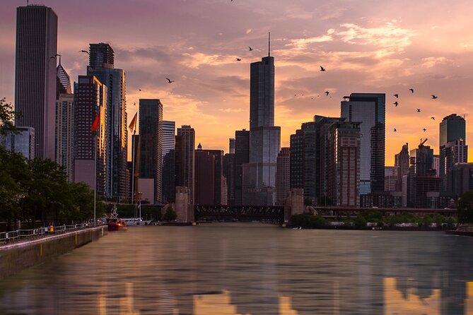 Lake Michigan Sunset Cruise in Chicago - An In-Depth Look at the Lake Michigan Sunset Cruise