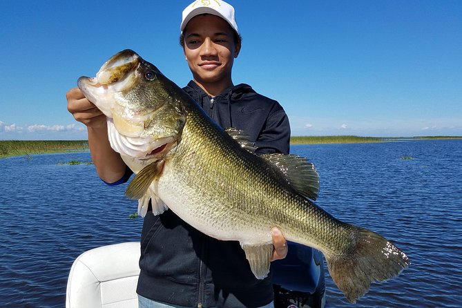 Lake Okeechobee Fishing Trips Near Palm Beach Florida - What Makes This Fishing Trip Stand Out