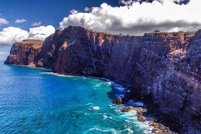Lanai Deluxe Dolphin Adventure & 3 Snorkel Sites - Food and Drinks: Fuel for the Day  