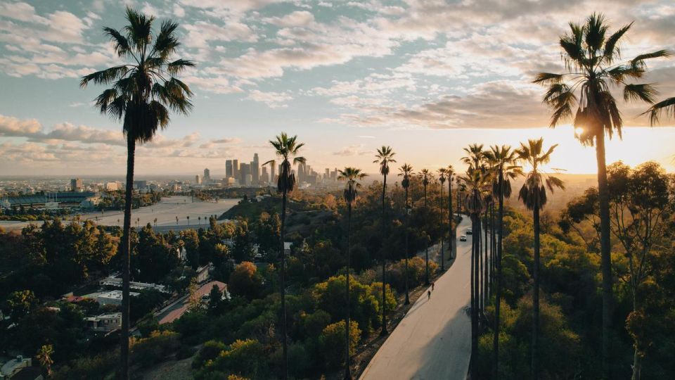 LAs Timeless Treasures: A Downtown Discovery Tour - An In-Depth Look at the Downtown Discovery Tour  