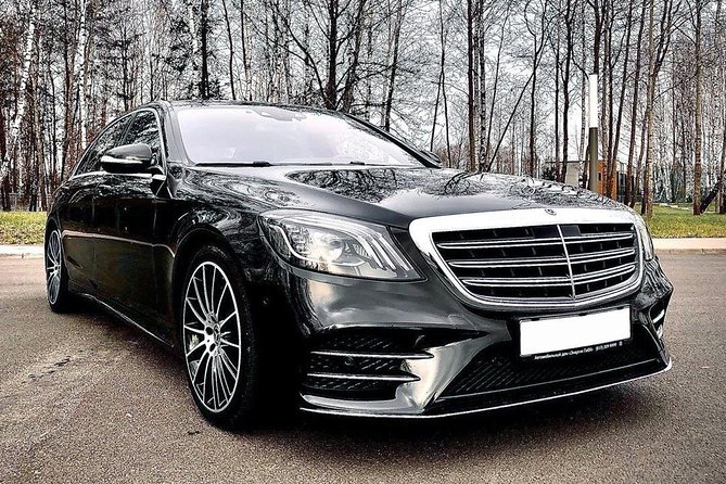 Las Vegas Airport LAS Private Transfer to Las Vegas City in Luxury Car - An In-Depth Look at What to Expect
