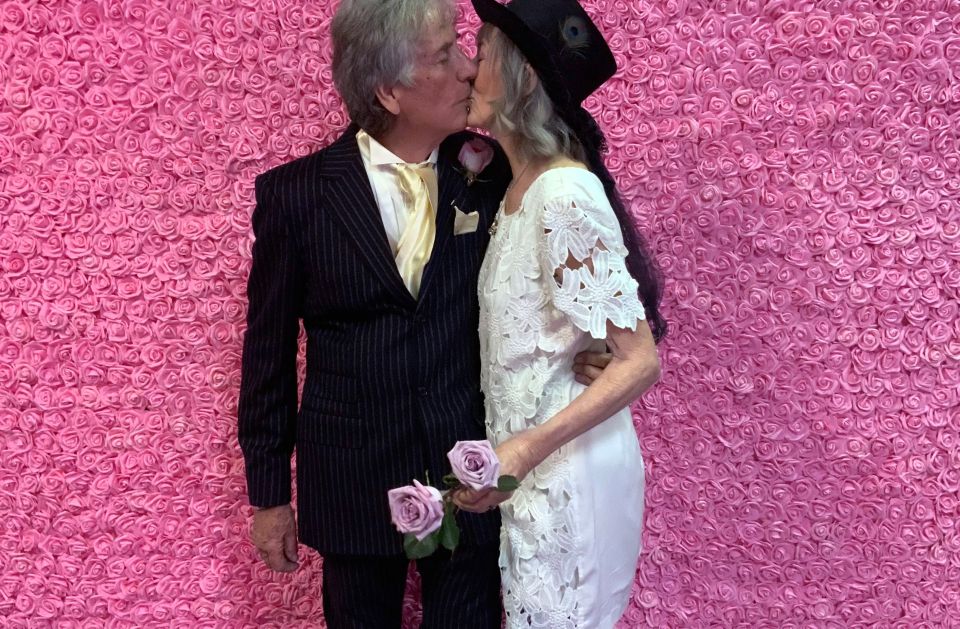 Las Vegas: Area 51 Wedding Ceremony + Stunning Photography - FAQs