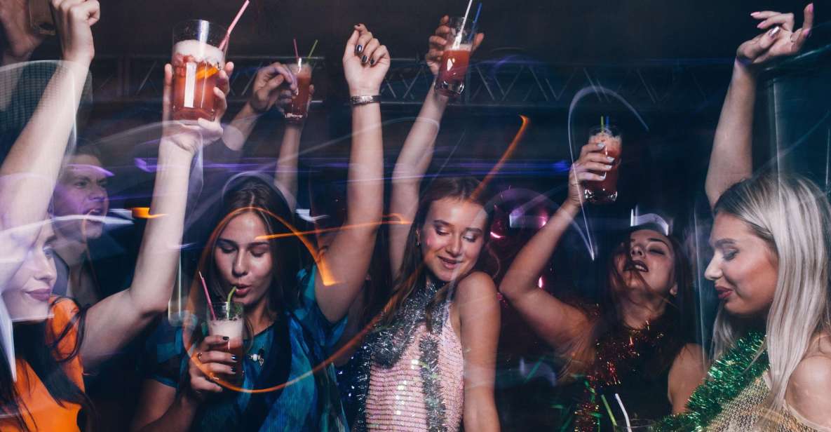 Las Vegas: Bachelorette Party Bus Club Crawl - The Authentic Vegas Nightlife Experience