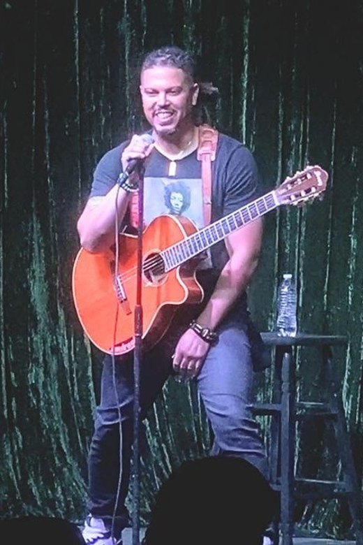 Las Vegas: Big Black Comedy Show with Drink - Key Points
