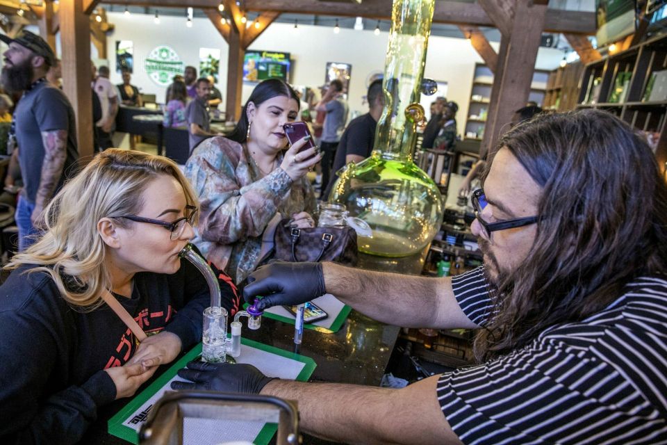Las Vegas: Cannabis Tour with Weed Lounge & Party Bus - The Reality of the Experience