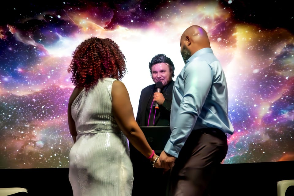 Las Vegas: Cosmic Space Wedding + Spectacular Photography - FAQ