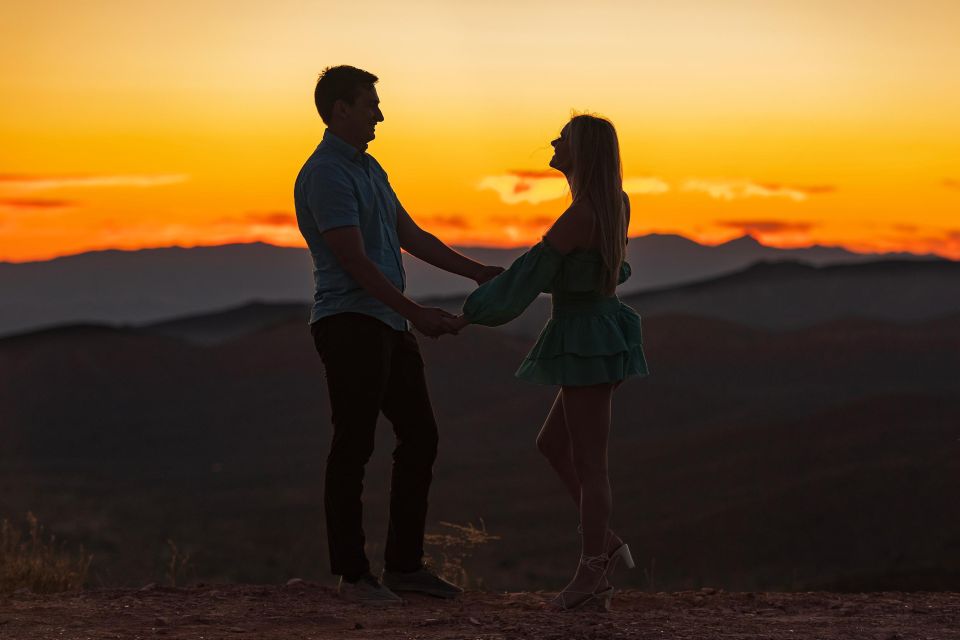Las Vegas: Couples Date Night Picnic & Off Road Jeep Tour - Practical Details and Tips