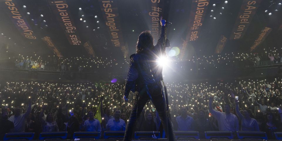 Las Vegas: Criss Angel MINDFREAK® Show at Planet Hollywood - What to Expect from the MINDFREAK® Show