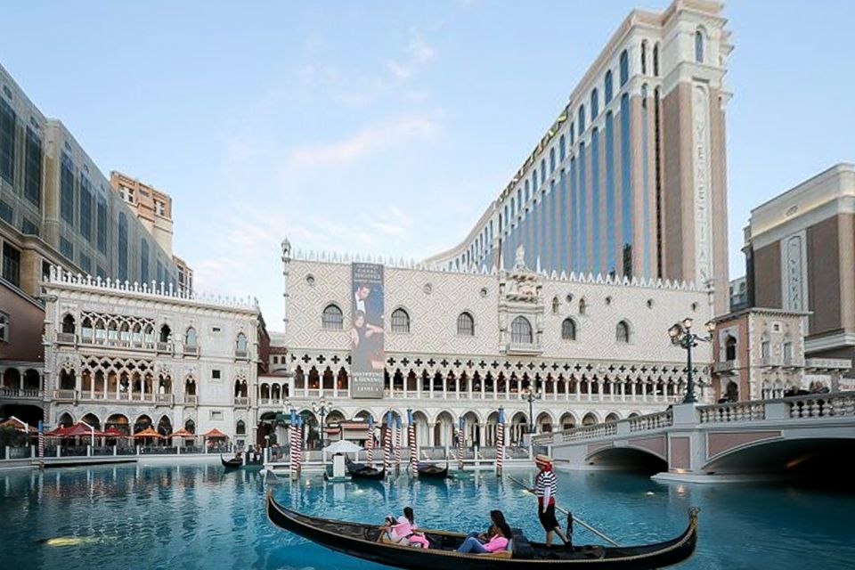 Las Vegas: Entry to Madame Tussauds with a Gondola Cruise - A Closer Look at the Experience