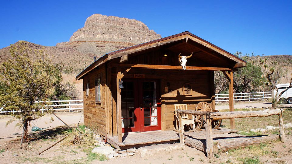 Las Vegas: Grand Canyon Ranch Tour with Horseback/Wagon Ride - Key Points
