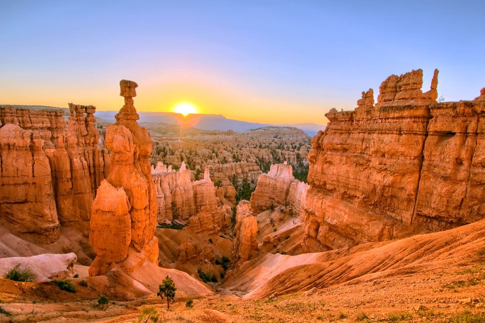 Las Vegas: Grand Canyon, Zion and Monument Valley 3-Day Trip - Monument Valley and Lake Powell: Cultural and Visual Treasures