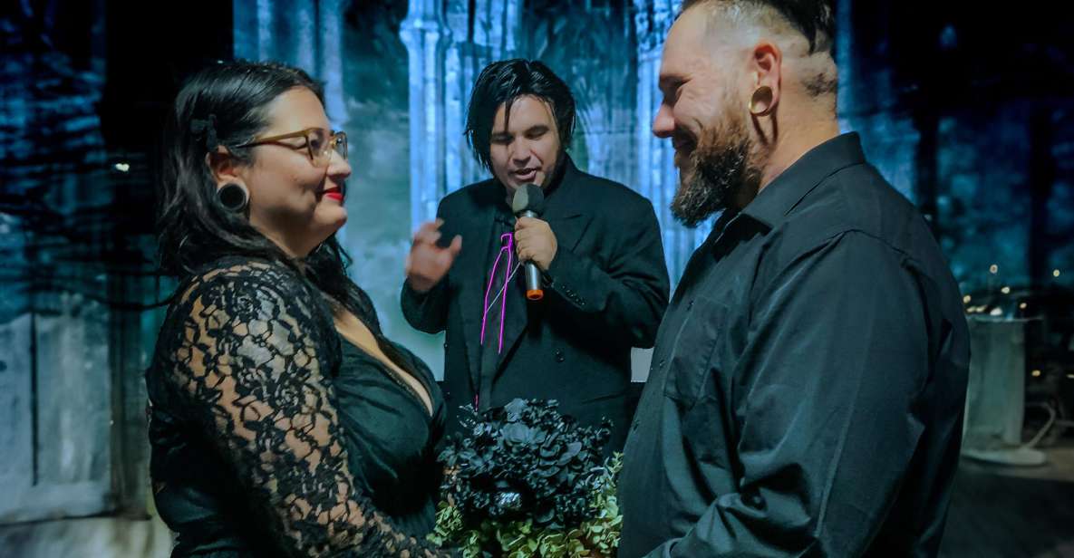 Las Vegas: Haunted House Wedding Ceremony + Photography - What to Expect from the Haunted House Wedding Experience