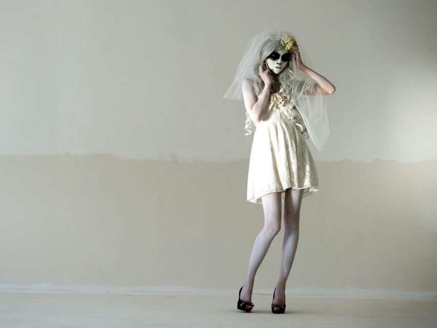 Las Vegas: Haunted House Wedding Ceremony + Photography - The Value of This Haunted Wedding