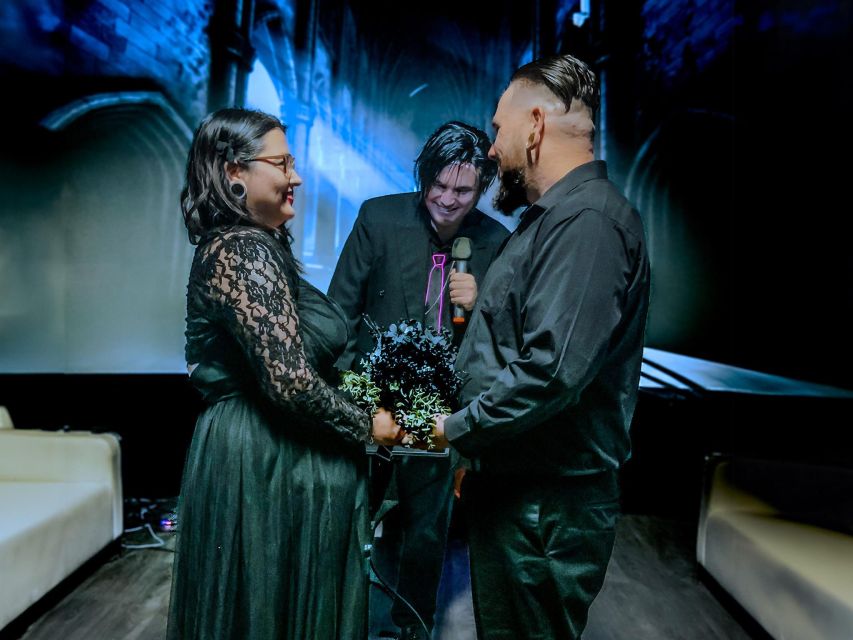 Las Vegas: Haunted House Wedding Ceremony + Photography - Who Is This Experience Best Suited For?