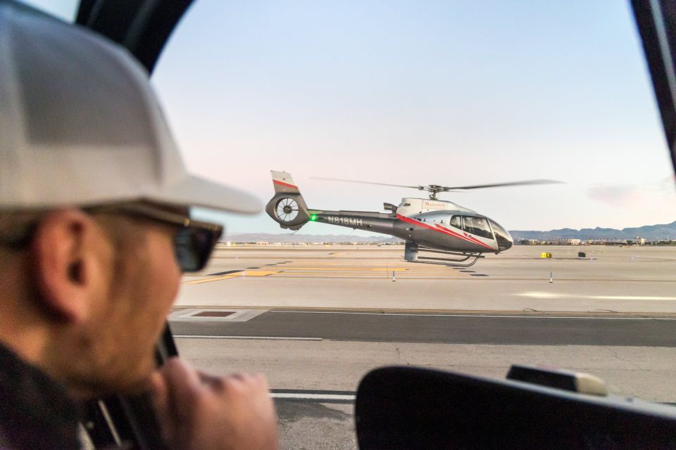 Las Vegas: Helicopter Night Flight over the Strip - The Experience in Detail