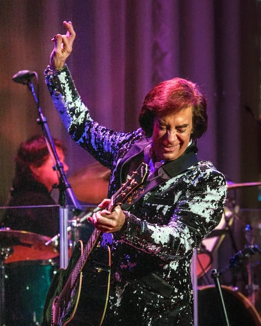 Las Vegas: King of Diamonds - The Neil Diamond Tribute Show - Key Points
