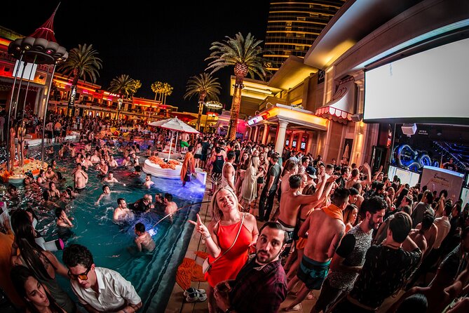 Las Vegas Nightclub VIP Entry with Party Bus - Value for Money
