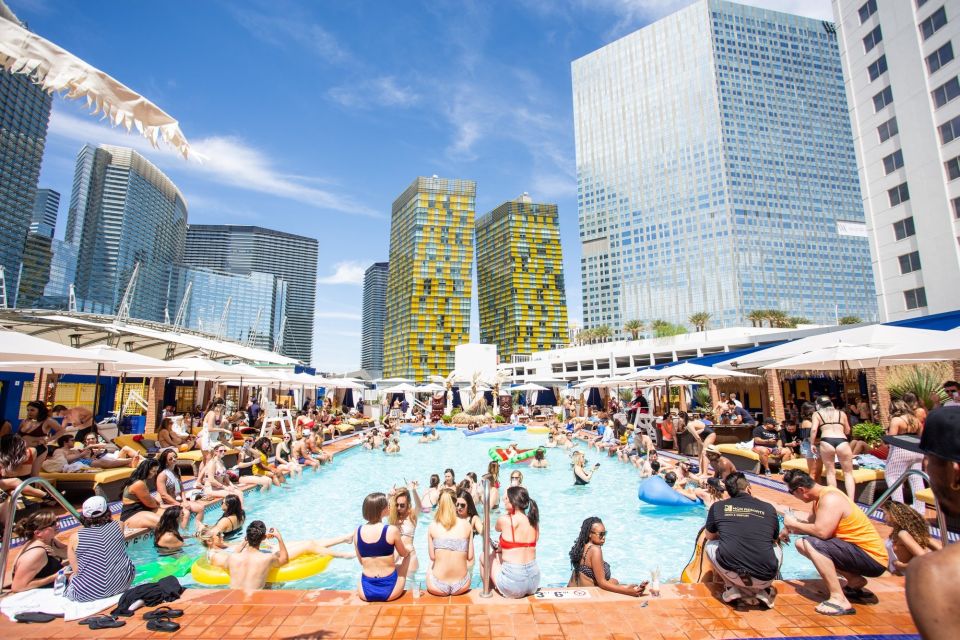 Las Vegas: Party Bus Day Club Tour with Drinks & Club Entry - Practical Tips for Your Day Club Tour