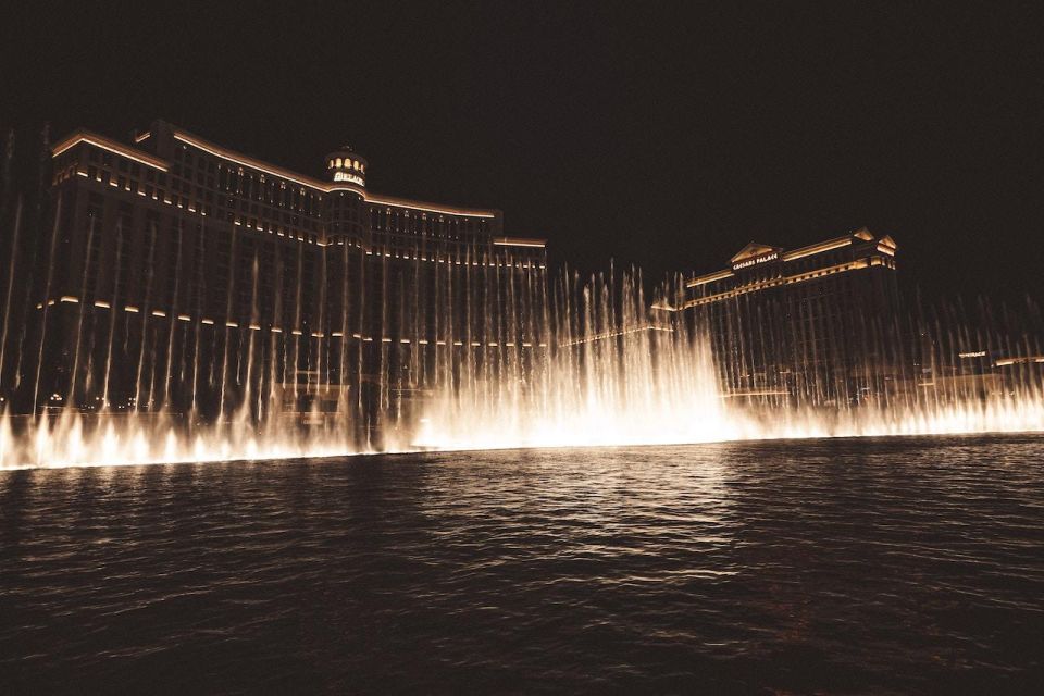 Las Vegas: Private Las Vegas Strip City Tour at Night - Key Points
