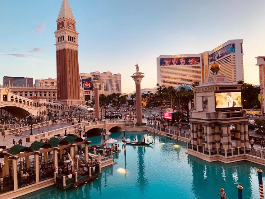 Las Vegas: Private Las Vegas Strip City Tour at Night - The Itinerary Breakdown