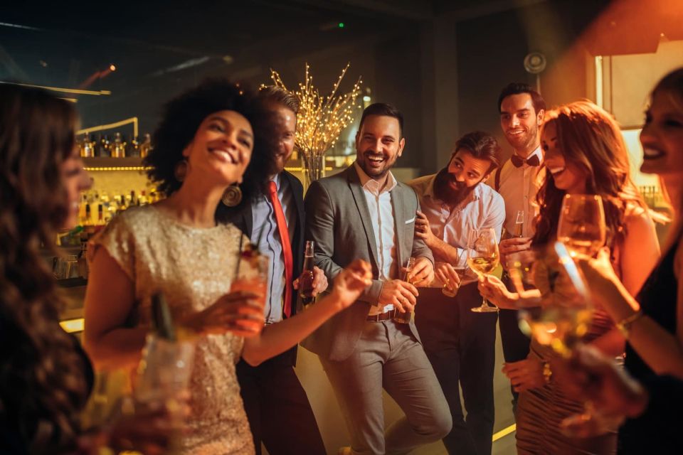 Las Vegas Private Party Bus Club Crawl - Key Points