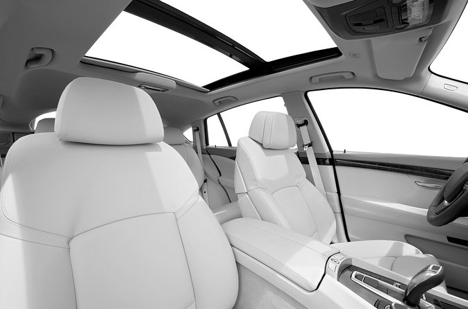 Las Vegas Private Transfer from Downtown to Airport (LAS) - What to Expect from the Vegas Private Transfer