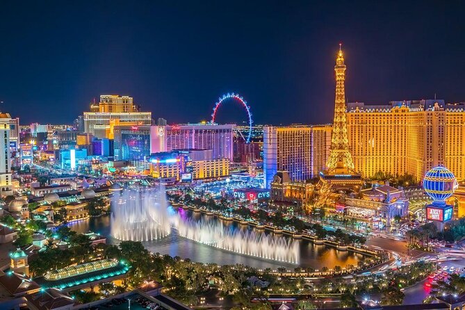 Las Vegas Strip at night like a Star with champagne by luxury limo - 3 or 5 hrs - Key Points