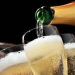 Las Vegas Strip at night like a Star with champagne by luxury limo - 3 or 5 hrs - Authentic Insights from Reviewers