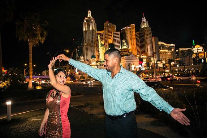 Las Vegas Strip by SUV Stretch Limo with Personal Photographer - Who Is This Tour Best Suited For?