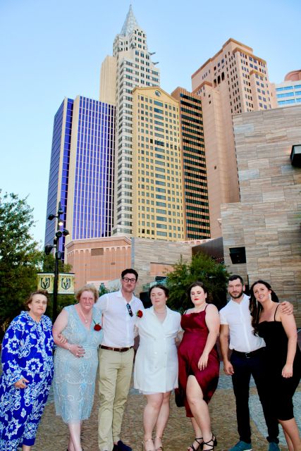 Las Vegas Strip Limo Tour with Champagne and Photos - FAQs