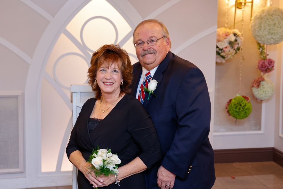 Las Vegas: Wedding or Vow Renewal at Graceland Chapel - Who Will Love This Experience?