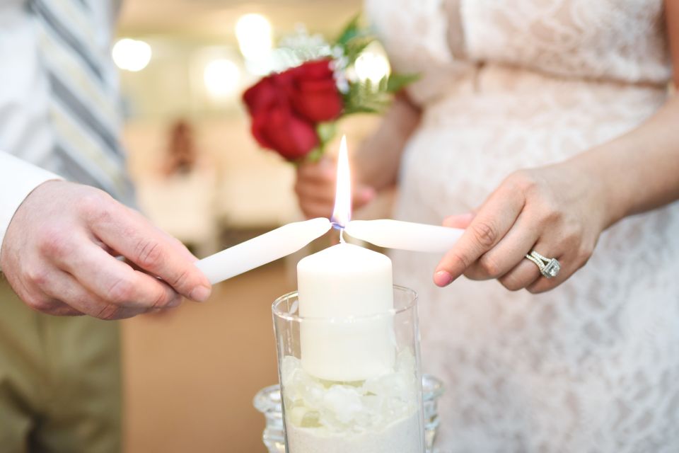 Las Vegas Wedding with Limousine Transportation - What to Expect from the Las Vegas Wedding with Limousine