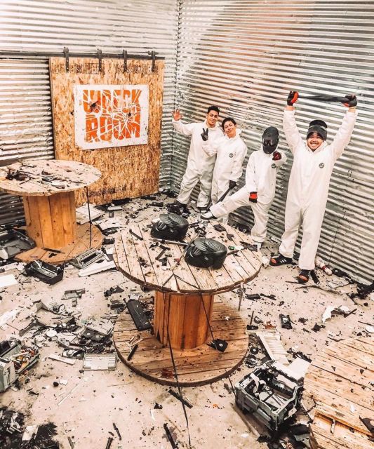 Las Vegas: Wreck Room Experience - Key Points  