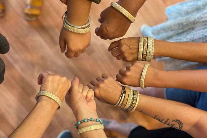 Lauhala Bracelet Craft Class on Maui - A Closer Look at the Lauhala Bracelet Craft Class